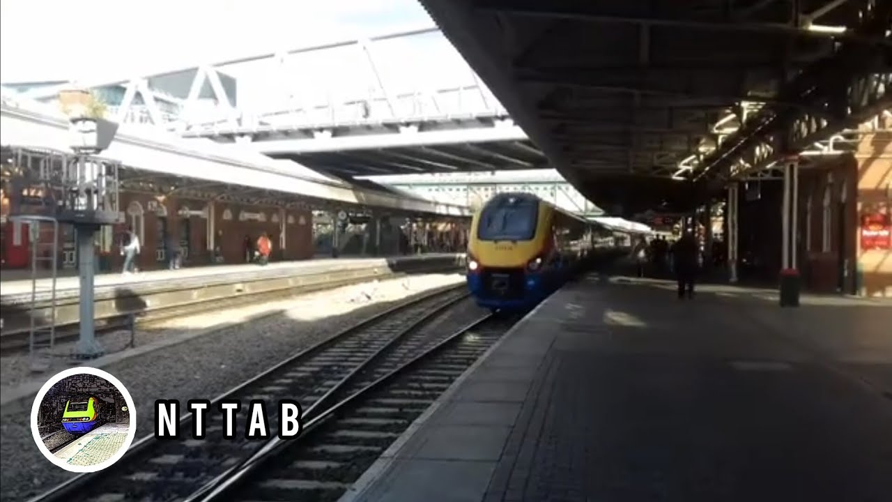 EMT | Class 222 Departure (5 Carriages) - YouTube