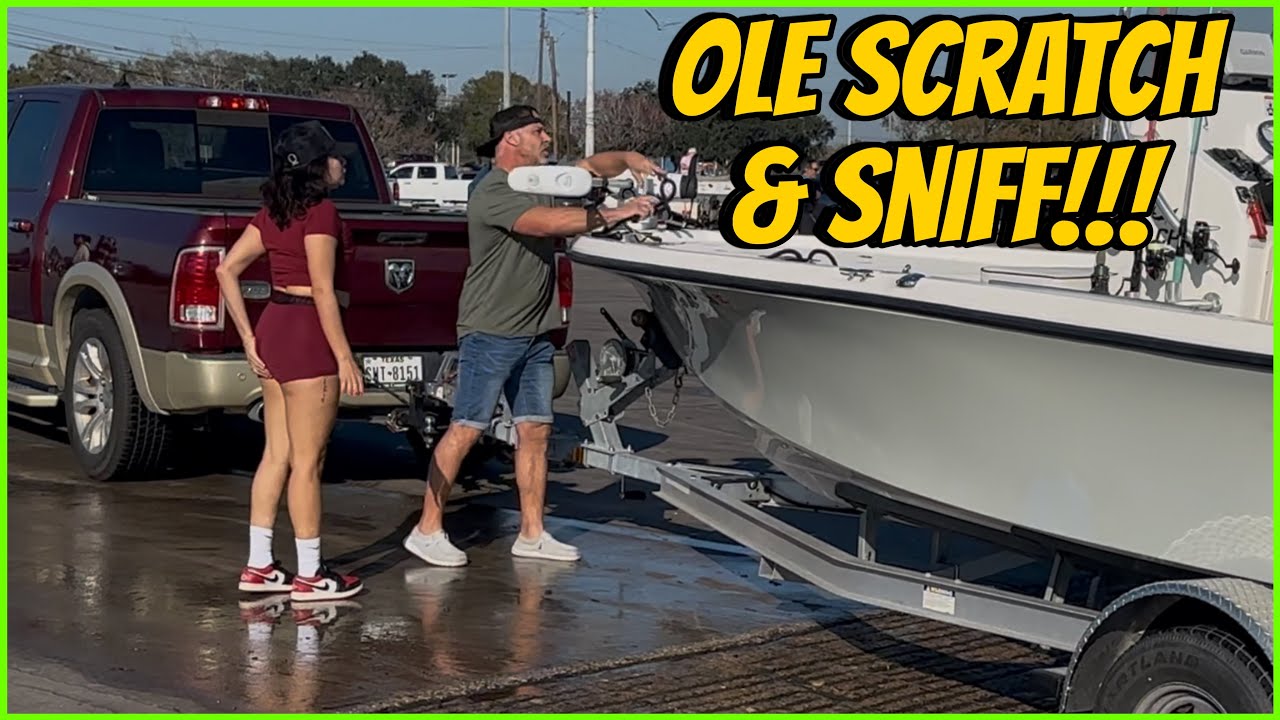Ole Scratch n’ Sniff Caught On Camera!! - YouTube