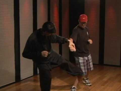 Praying Mantis Kung Fu: Inside Block Low Side Kick - YouTube