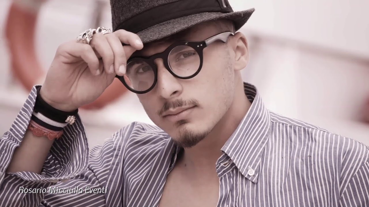 Il Video Book di Fatjon - YouTube