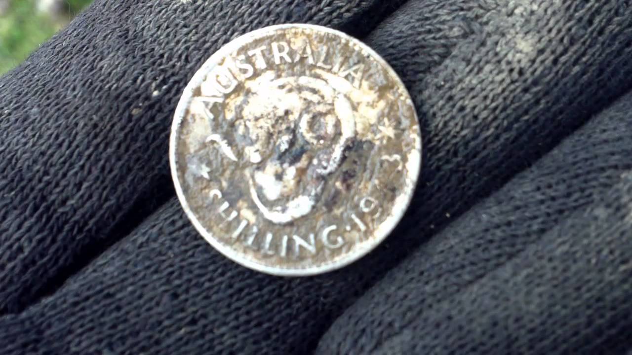 Silver quarter and ring signal w/ live digs + more! - Metal Detecting ...