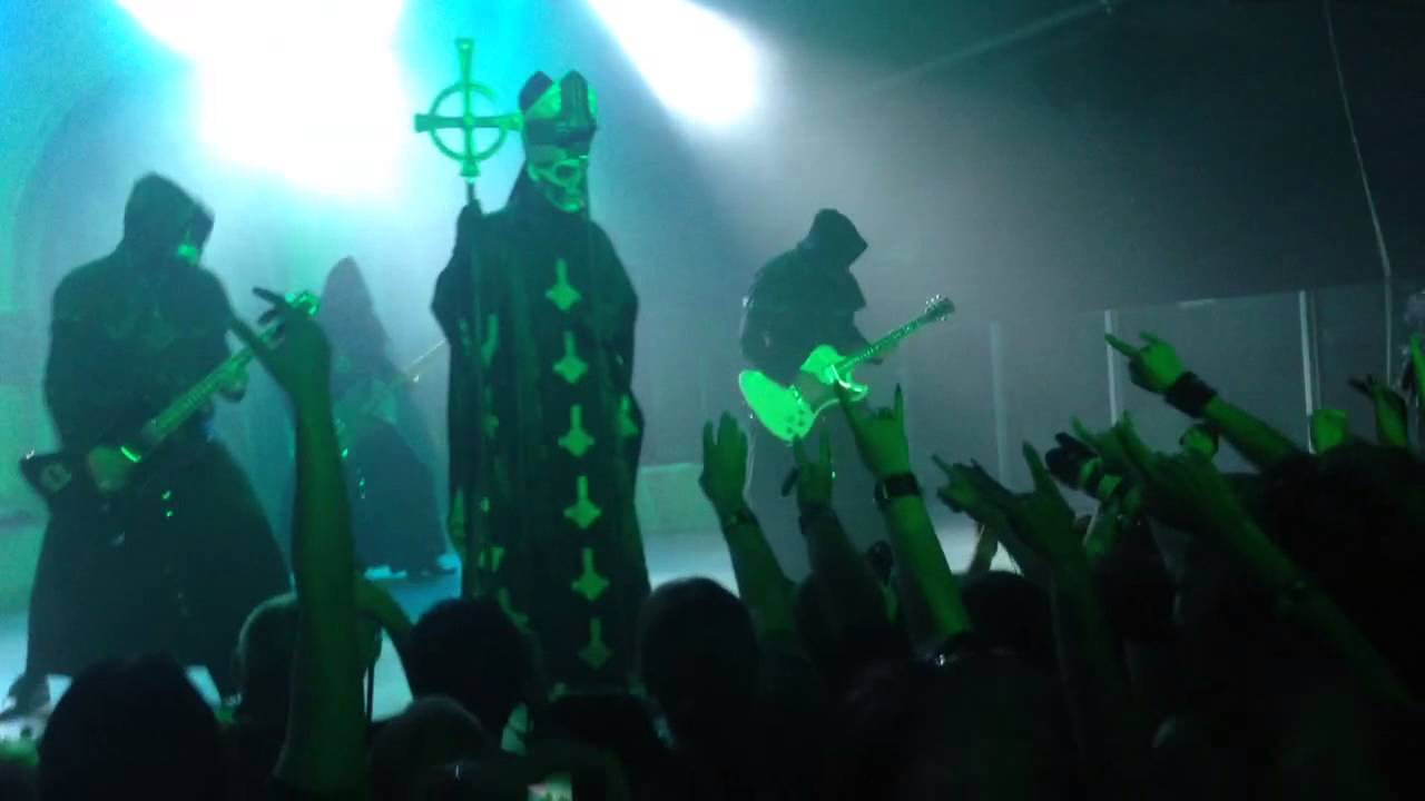 Ghost - Infestissumam/Per aspera ad'inferi @Milano Magazzin - YouTube