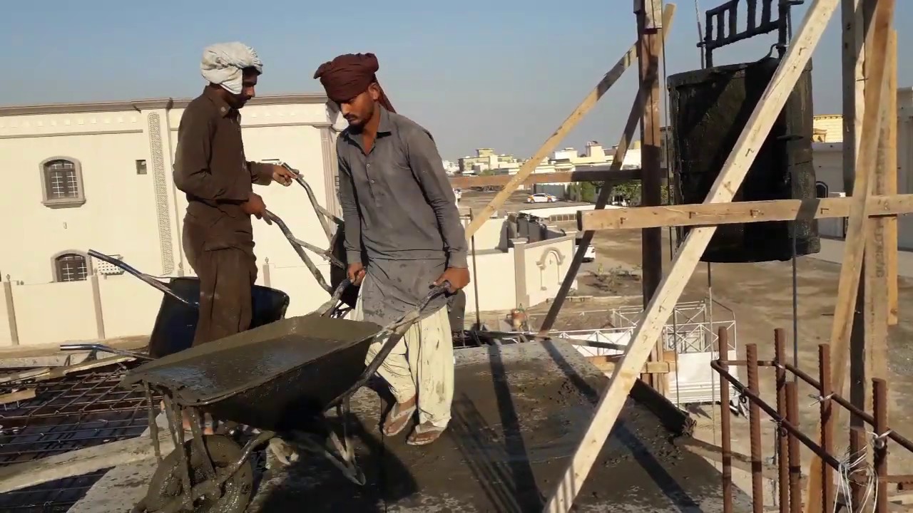 Hand Made Lifting Machine Use to Lift Concrete To Construct Roof Top ...