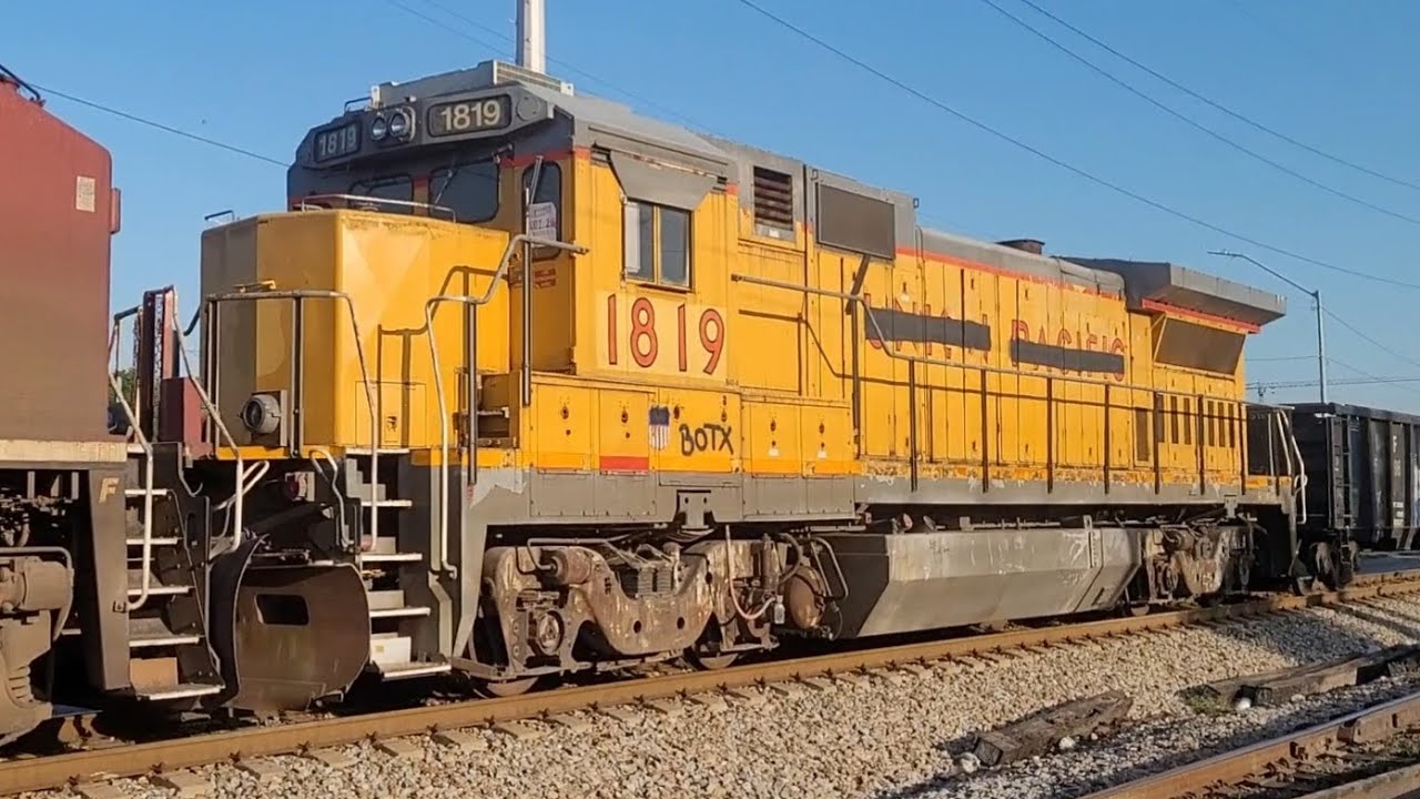 BOTX 1819 B40-8 Ex-UP y Ex-Southern Pacific!!! Ex-UP 1819 llegando a Monterrey y mas Trenes ...