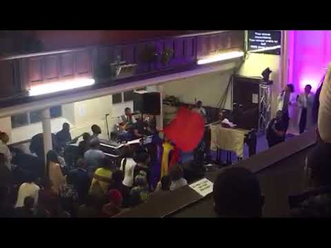 Life confrence 2K18 jacy mai - YouTube