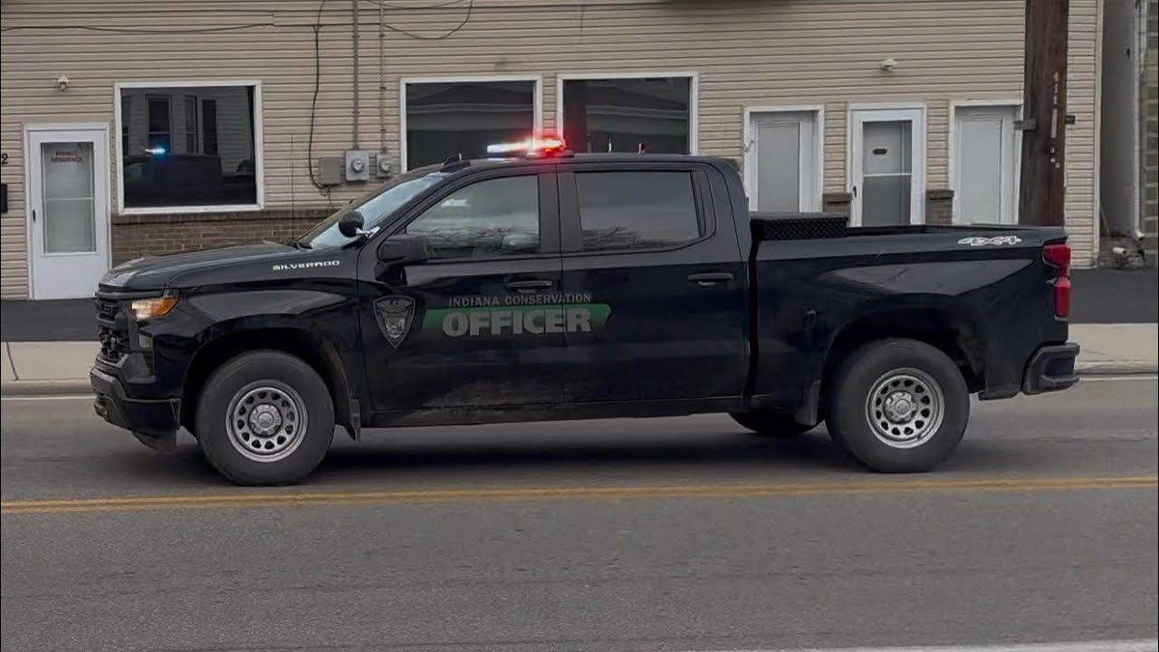 Indiana conservation officer responding - YouTube
