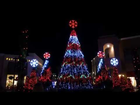 Symphony in Lights ~ Wiregrass Mall, Wesley Chapel - YouTube