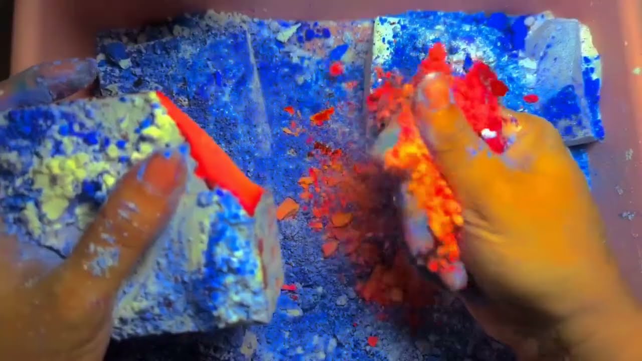 Starch covered deep dyed gymchalk compilation edit//Cr @APowderyMess ...