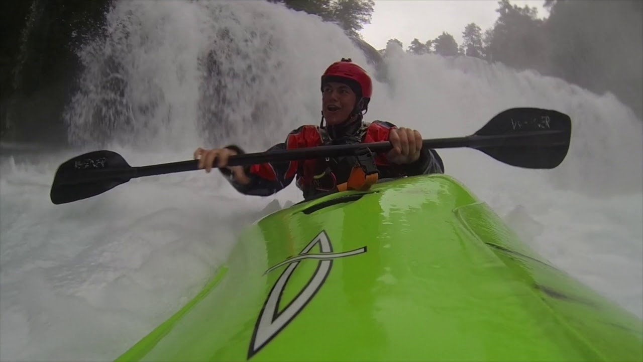 RIO FUY, Upper section, CHILE KAYAKING IS AMAZING. - YouTube