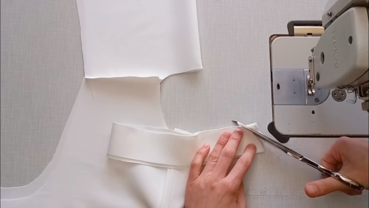 One of the best videos to learn to sew the neck in different shapes ...