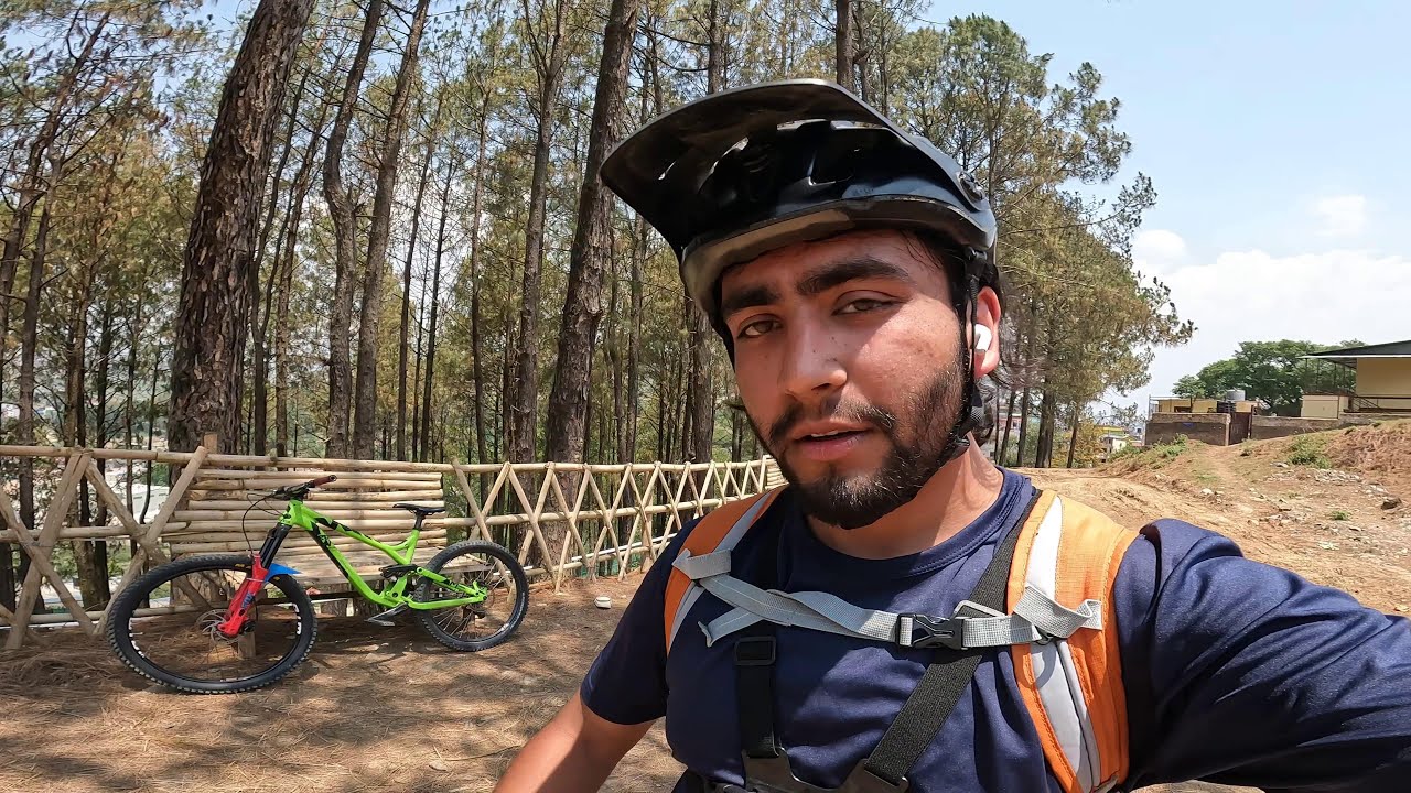 Weekend ride to Chovar & Bhainsepati || flowy trails || Sick trail ...