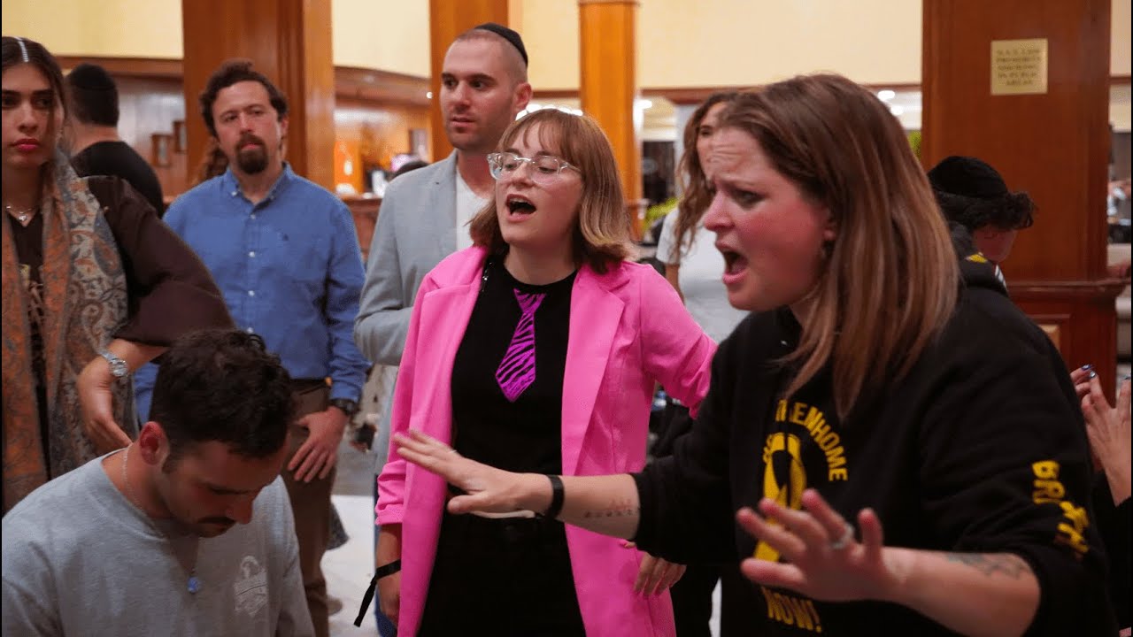 Yiddish Songs: Oilam Haba, Sha Sha Nisht Reden Lushen Hora, Gam Zi ...