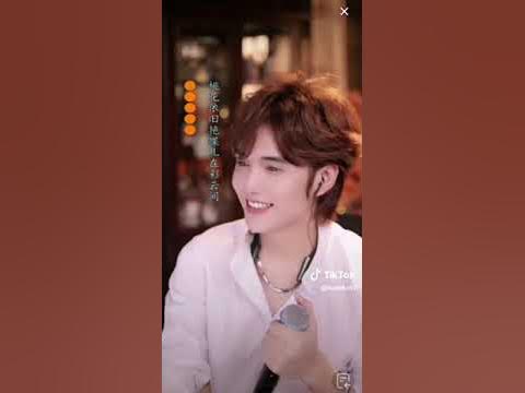 Wu Zhigang live covers 往事如烟 - YouTube