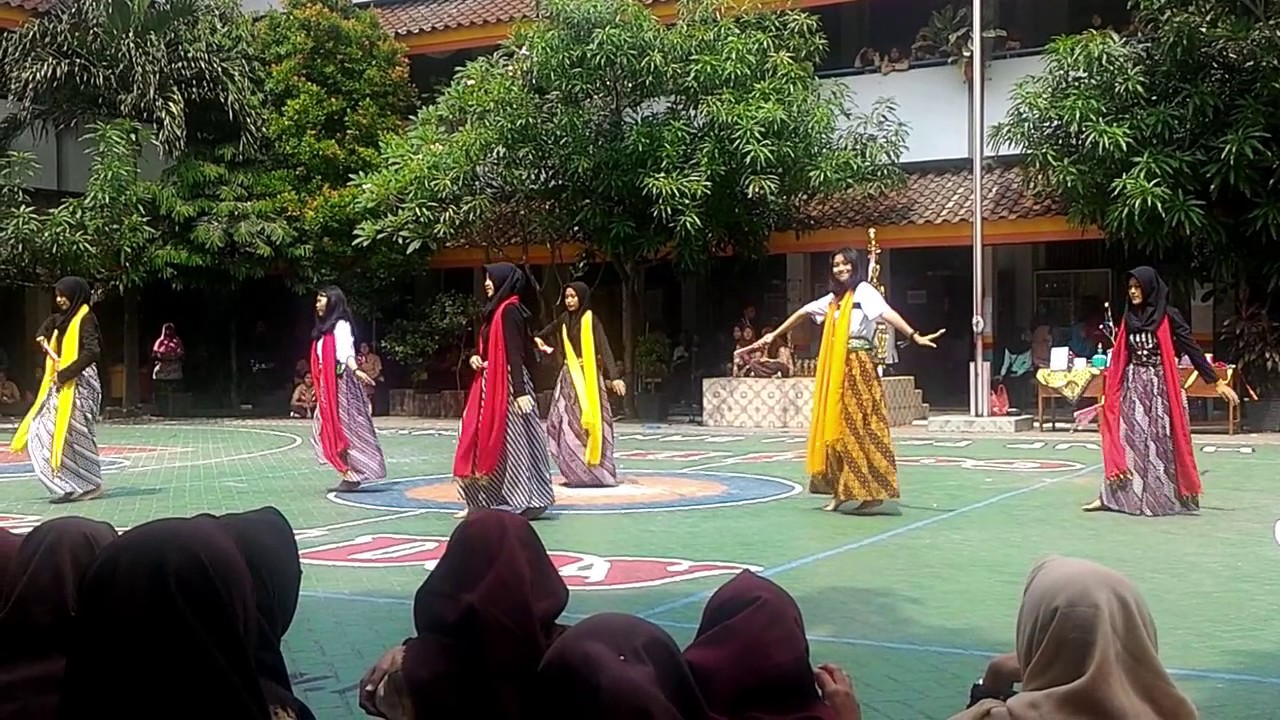 EKSKUL DANCE ON DEMO EKSKUL OSIS SMKN 50 JAKARTA 120717 - YouTube