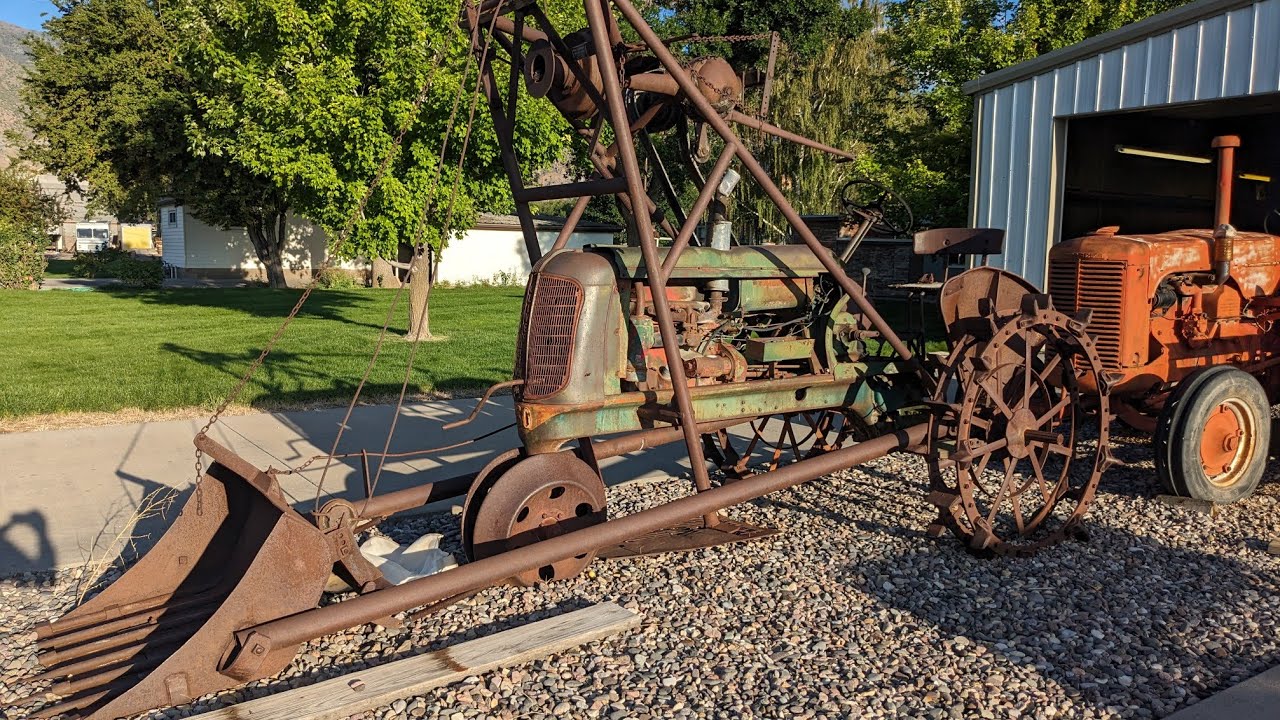 1943 Oliver 60 row crop tractor with a homemade front end loader ...