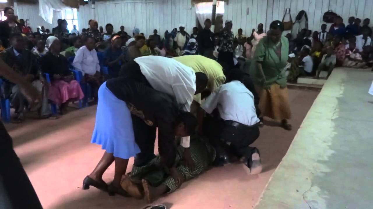Exorcism in a Tanzanian Church - YouTube
