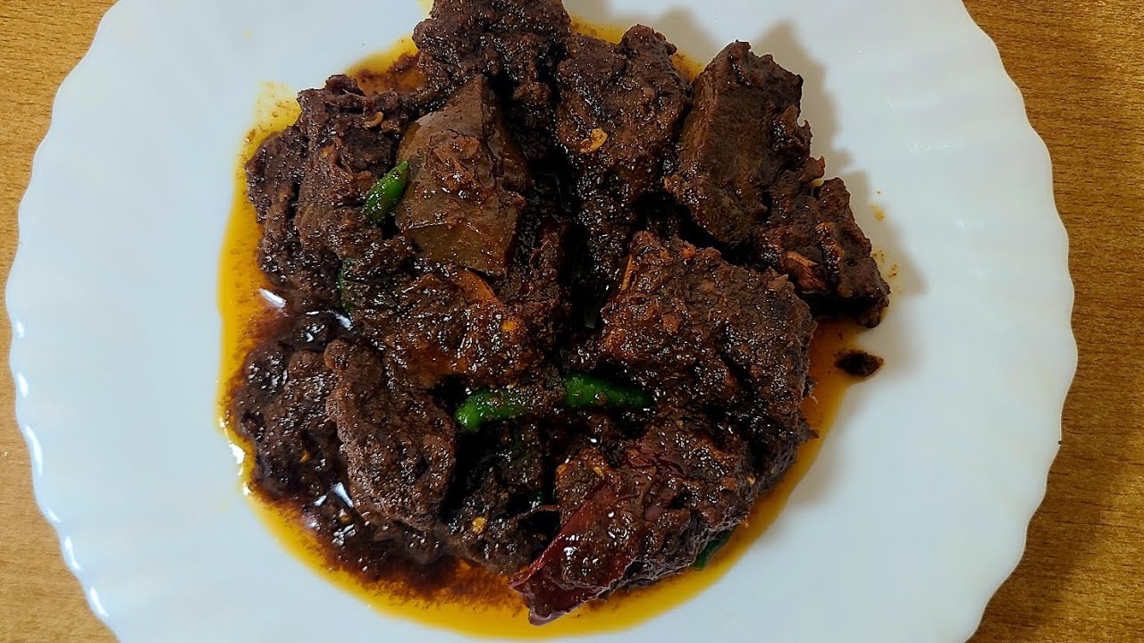 Easy to cook. Incomparable taste of beef kala bhuna. - YouTube