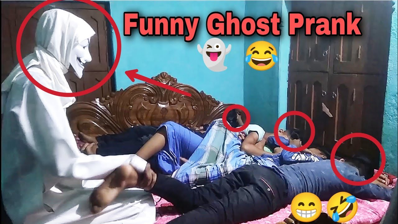 Scary Real Ghost Prank With Sleeping//😂 Verry Funny🤣/ S S Prank Master ...