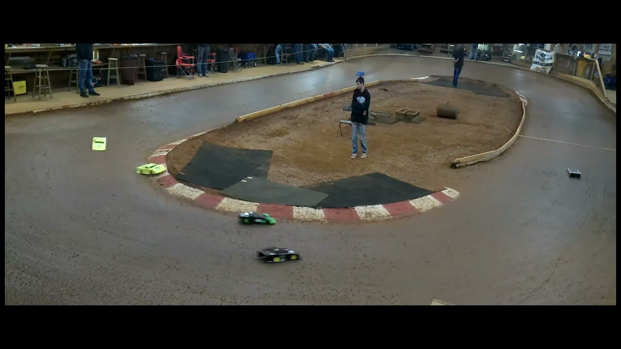 21.5 Late Model A-Main 1/28/23 Cooper's RC Race Center - YouTube