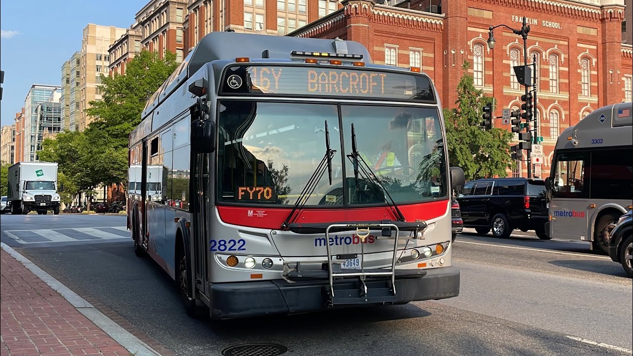 (Retired) WMATA Metrobus: 2007 New Flyer C40LFR #2822 on Route 16Y ...
