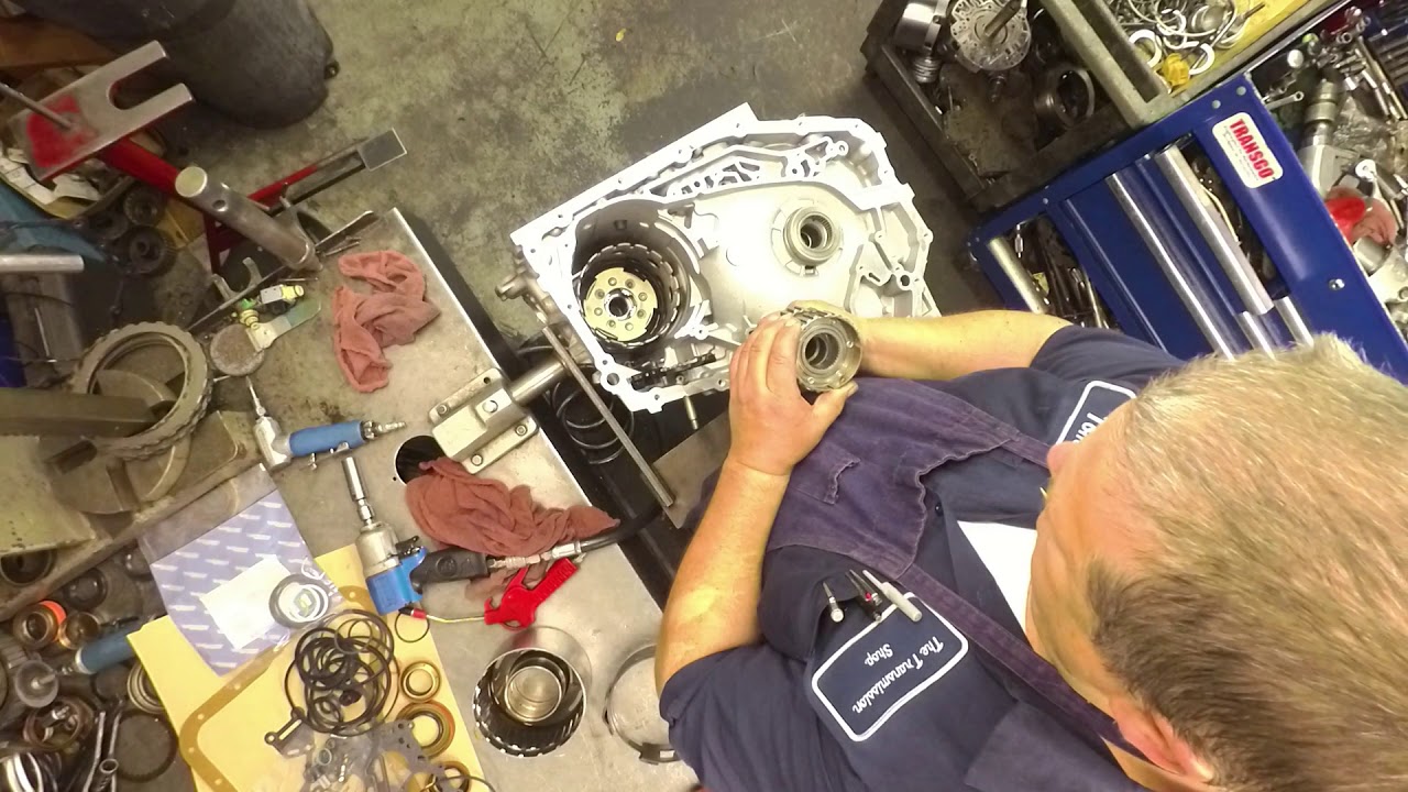 GM 4T65E Rebuild - YouTube