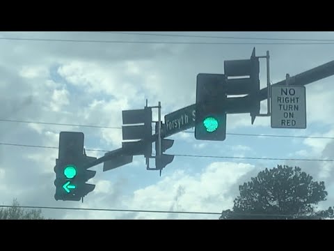Georgia Traffic Lights 20 - YouTube