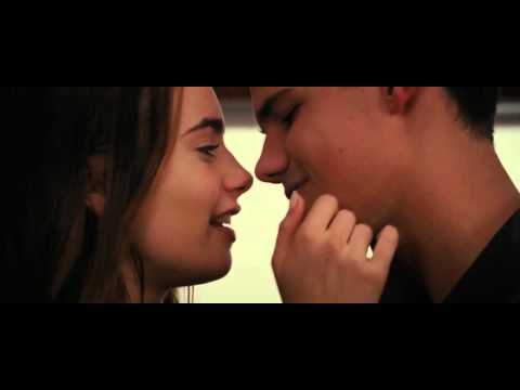 Abduction Kiss Scene Taylor Lautner & Lily Collins