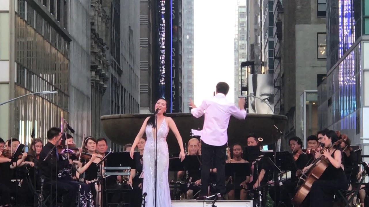 Mayila玛依拉变奏曲（partial) @ Bryant Park (Summer Concert 2019) - YouTube