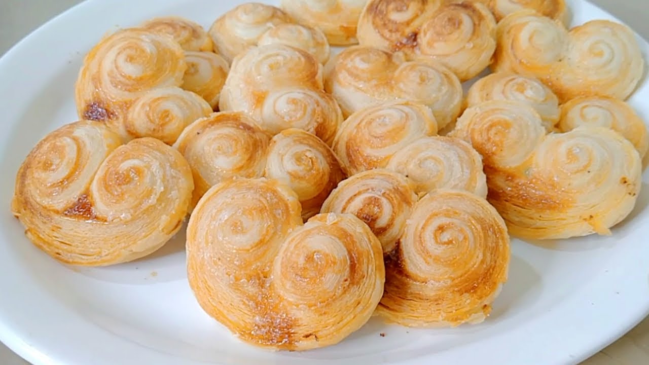 French Hearts Cookies Recipe | Puff Biscuits - YouTube