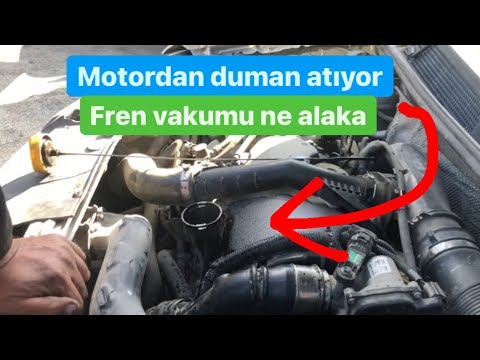Motorda üfleme // yağ atma / duman atma / eksozdan bembeyaz duman çıkıyor
