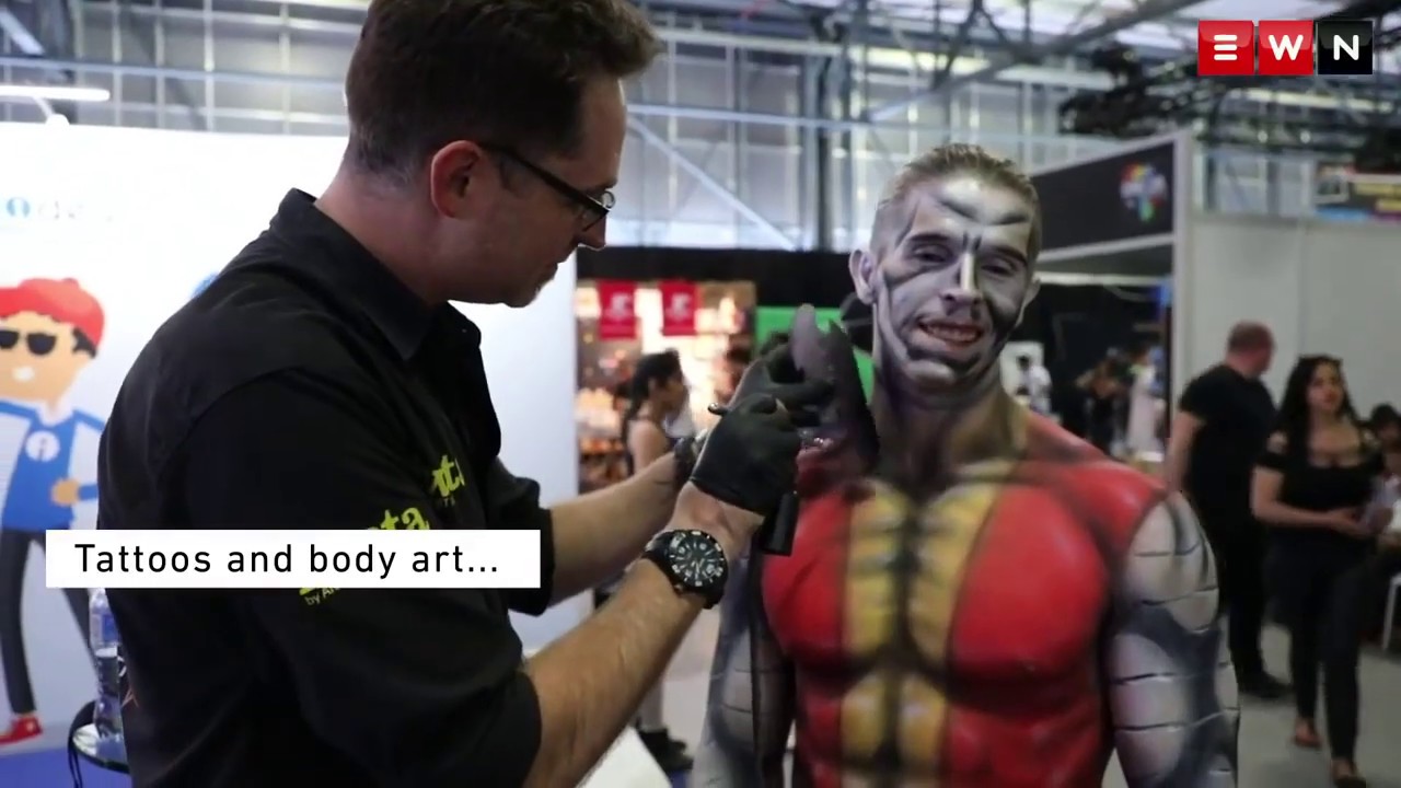 Body Paint at Comic Con Africa - YouTube