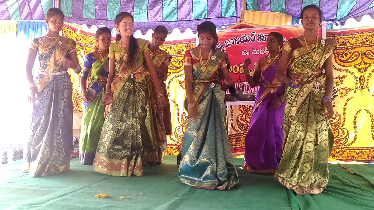 Chegunta govt college dance - YouTube