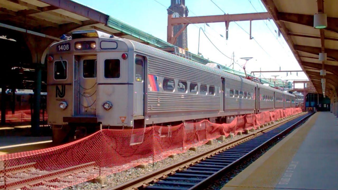 NJT & Metro North Railroad Trains in Hoboken, NJ - YouTube