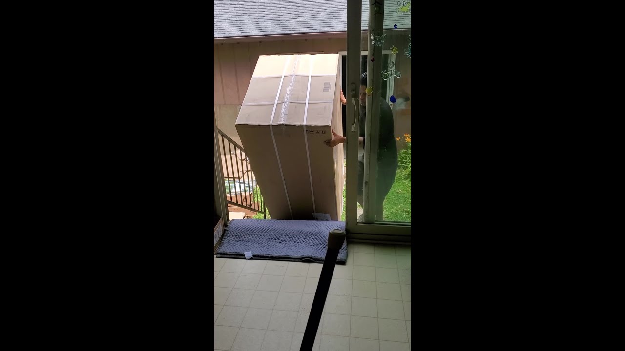 How to delivery appliances badly: Ikea Delivery - YouTube