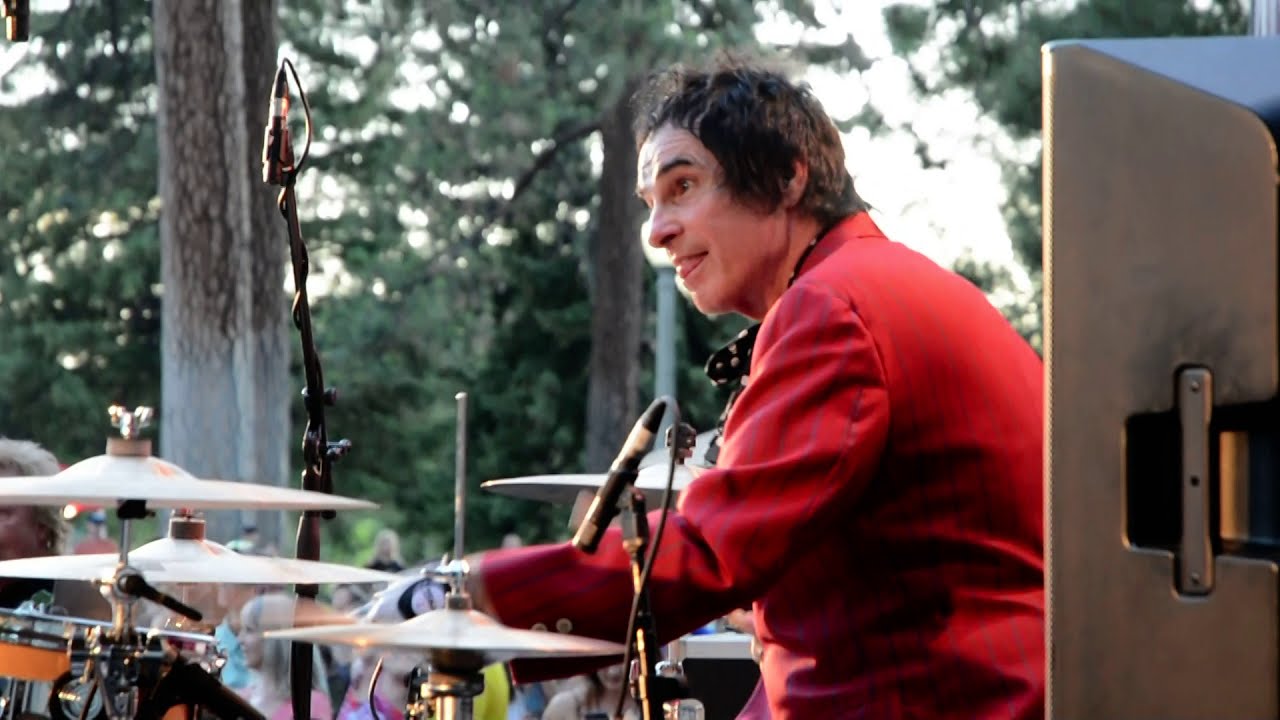 Brad Elvis on the drums! - YouTube