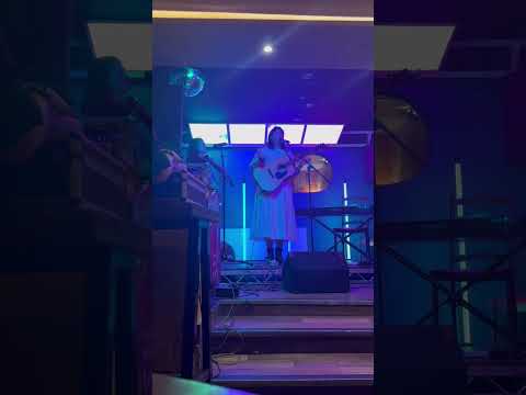 Daisy Abrams and Ella Partington full set live 2024 in Galway, Ireland ...