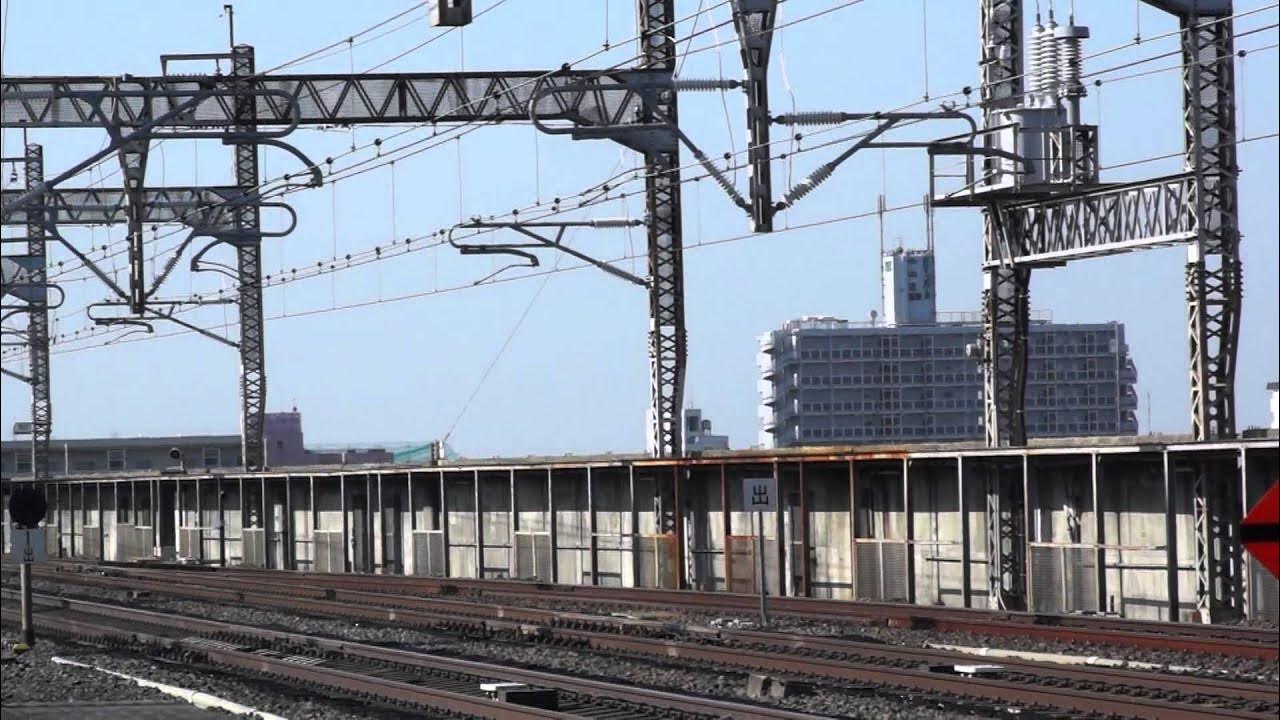 E3系L53編成+E2系J53編成 やまびこ・つばさ127号 小山駅通過 - YouTube