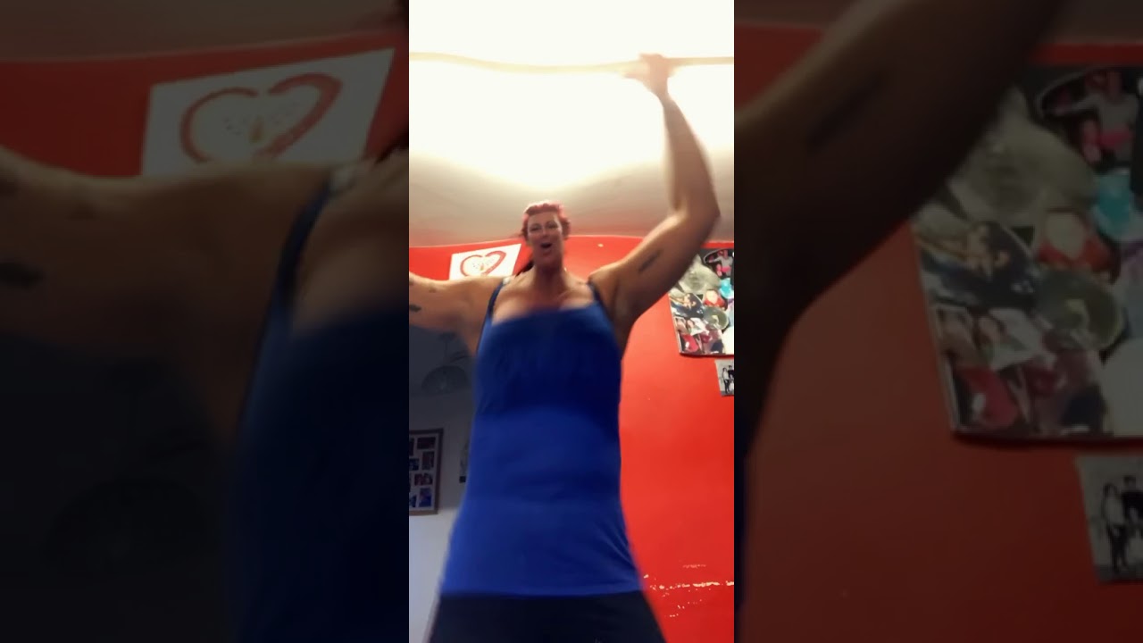 Dance for speedo xx - YouTube