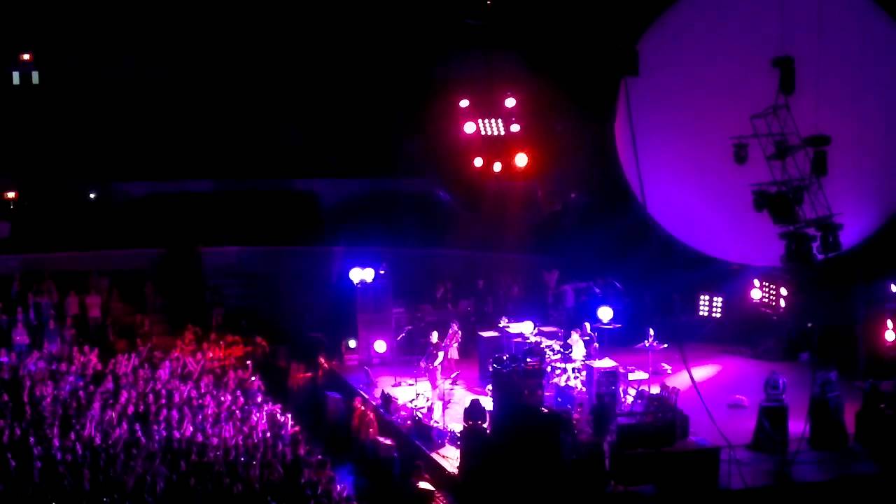 Smashing Pumpkins (Manila) - Luna, Today - YouTube