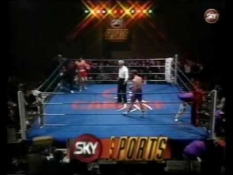 Carlo Colarusso vs Glenn Catley - YouTube