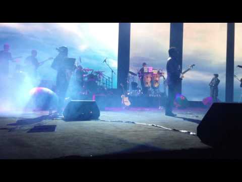 13.parvaz (2) arian band 2012 concert at milad tower,tehran