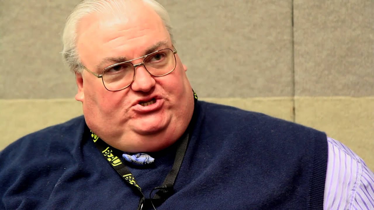 Simon Fisher-Becker Interview @ SLC Comic Con 2013 - YouTube