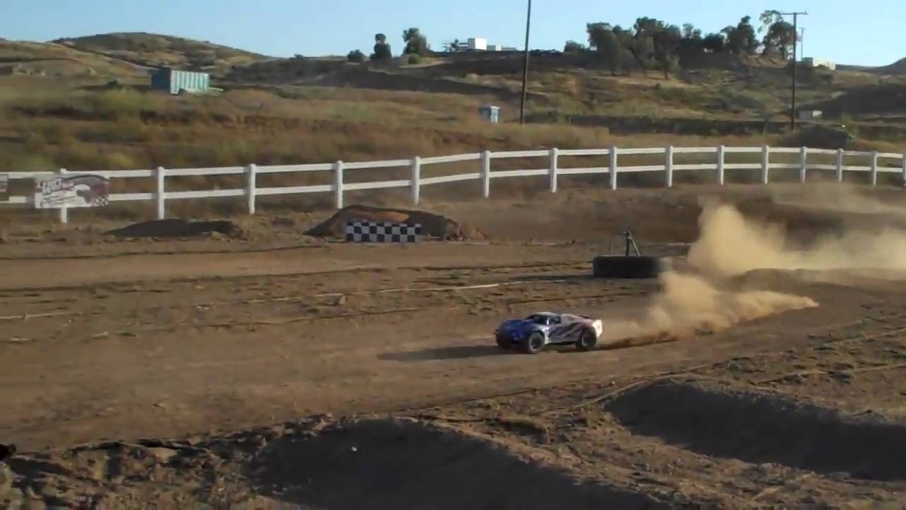 First Dirt Session with 62cc HPI Baja and new "TT" Wide Body for the ...