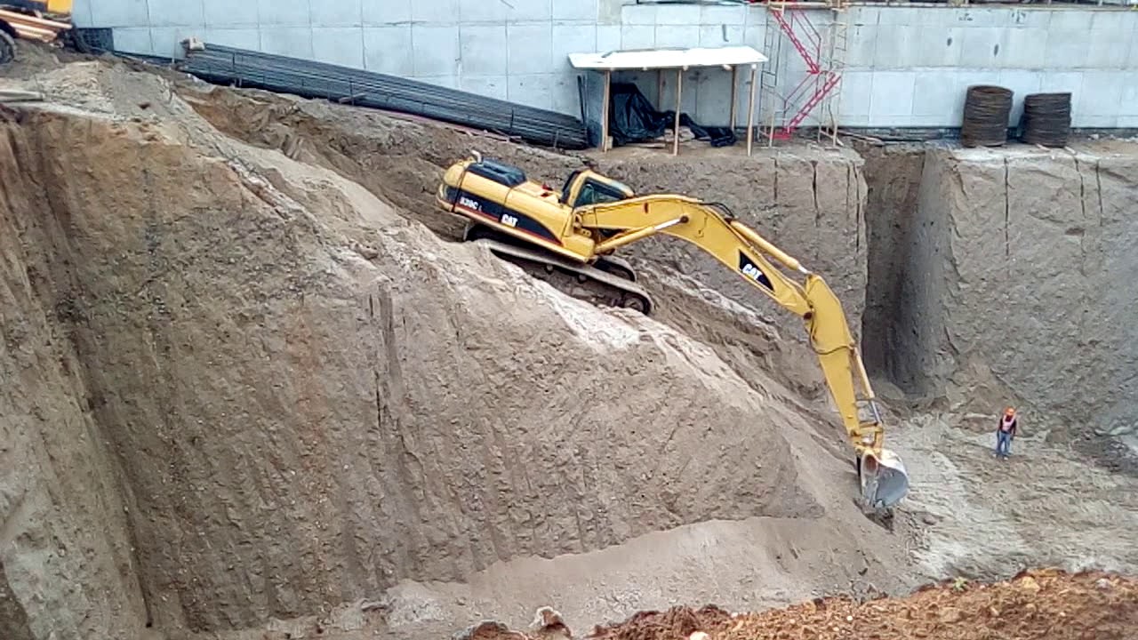 Excavaciones - YouTube