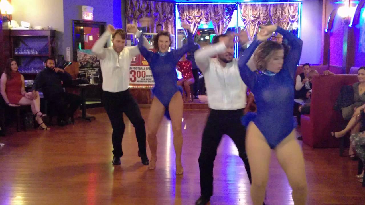 Dynamix Dance Team Salsa Performance @ Unplugged - YouTube