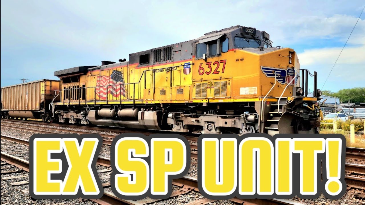 FAST UP COAL TRAIN WITH CNW HOPPERS & A NICE DPU! - YouTube