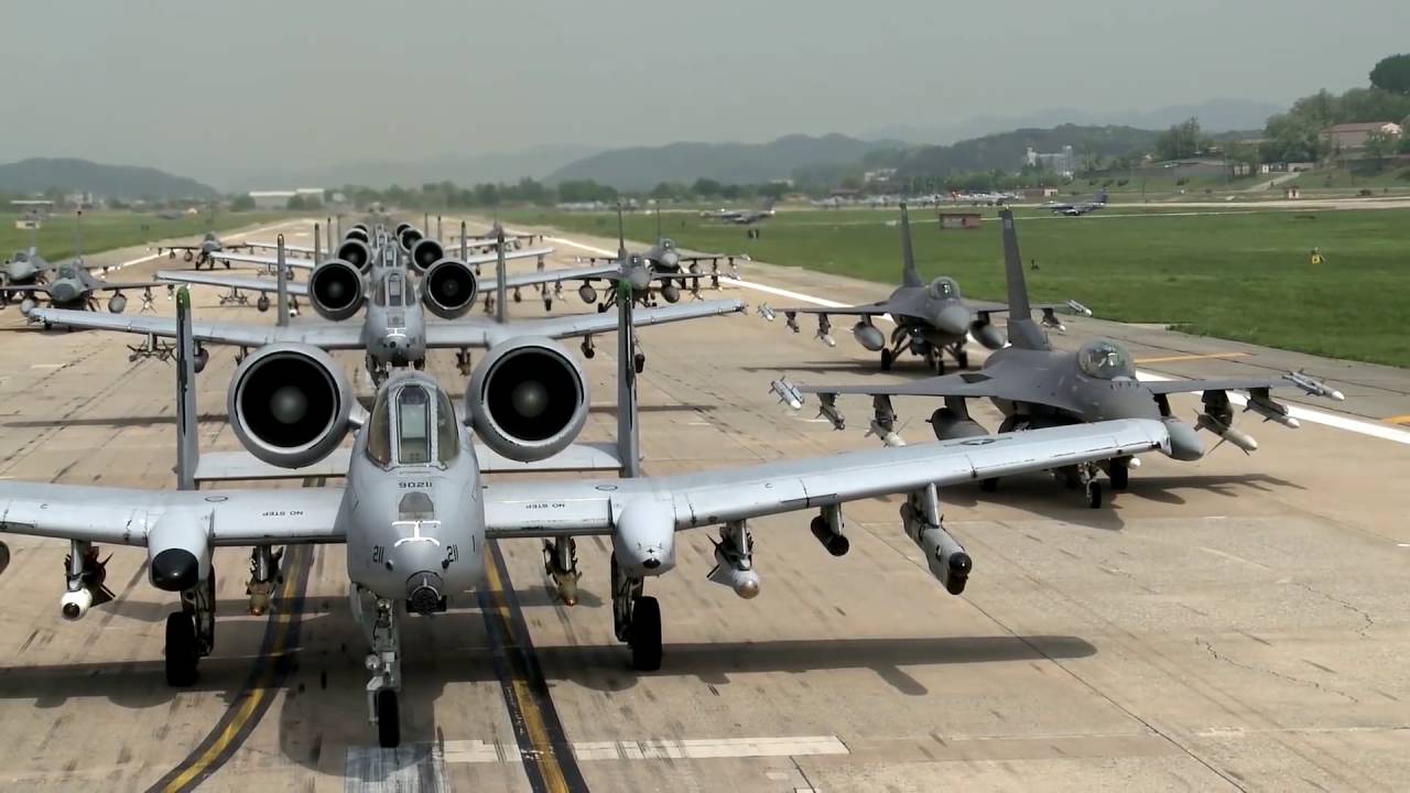 2016 Army! A-10 THUNDERBOLT II IN ACTION! FIRING GUNS AND ROCKETS - YouTube