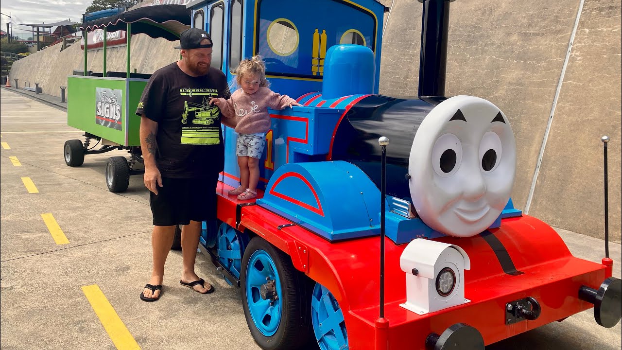 BEAUTIFUL GARDENS IN NEW PLYMOUTH VLOG - YouTube