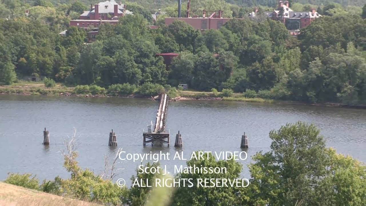 Canon XF 300/305 - YouTube