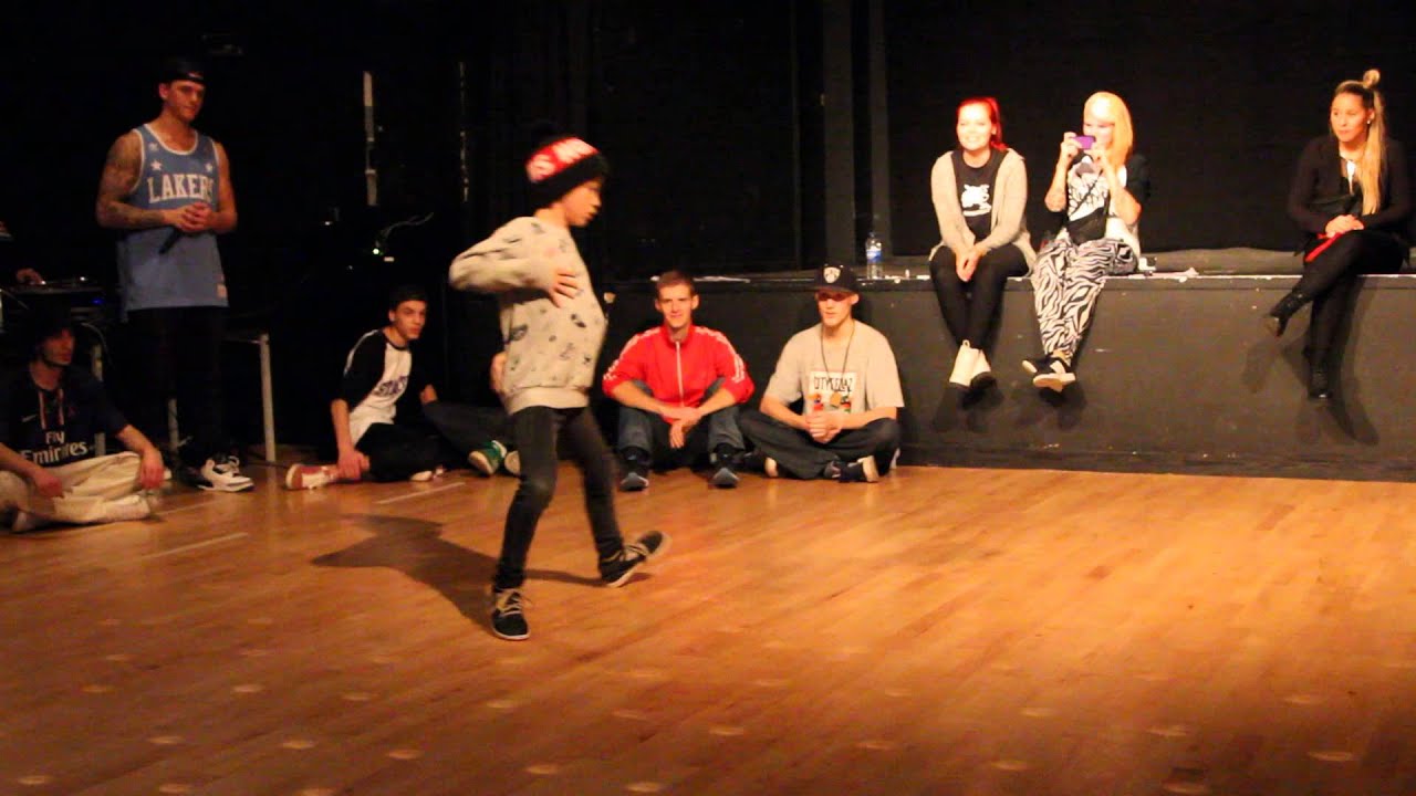 Hotstepper, Xmas Jam 2014 - YouTube